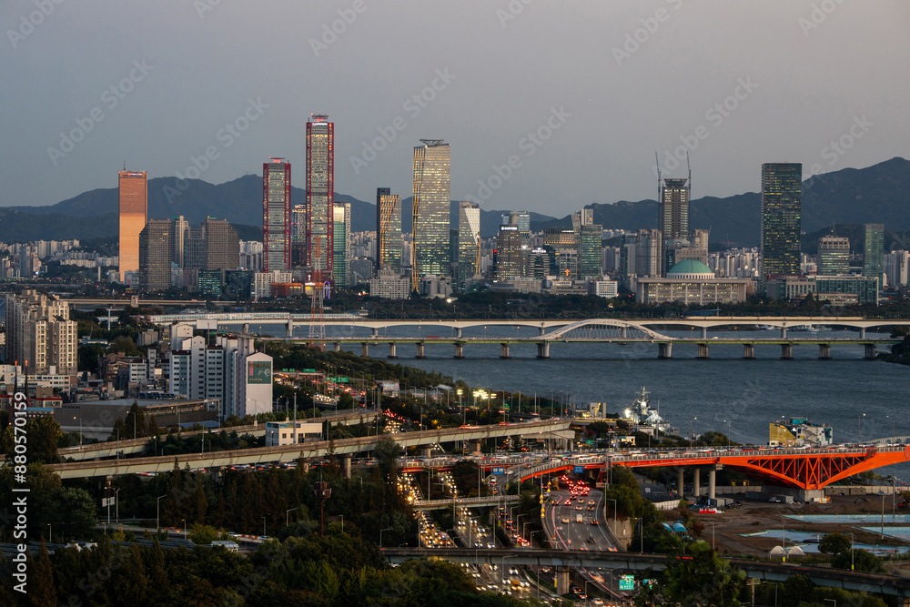 Mapo-gu, Seoul, South Korea - October 20, 2023: Sunset view Gangbyeon ...