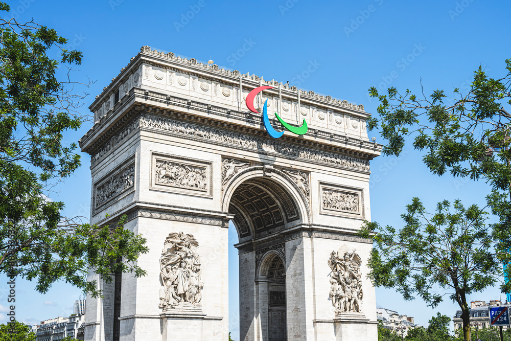 Logo des « agitos », trois vagues qui symbolisent les jeux ...