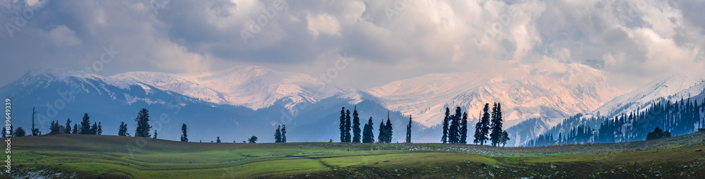 Serene Landscape of majestic Pir Panjal mountain range of Himalayas in ...