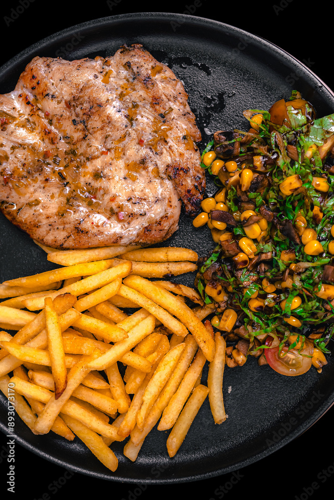 Poster pechuga con ensalada y papas fritas – Wall Art | UkPosters