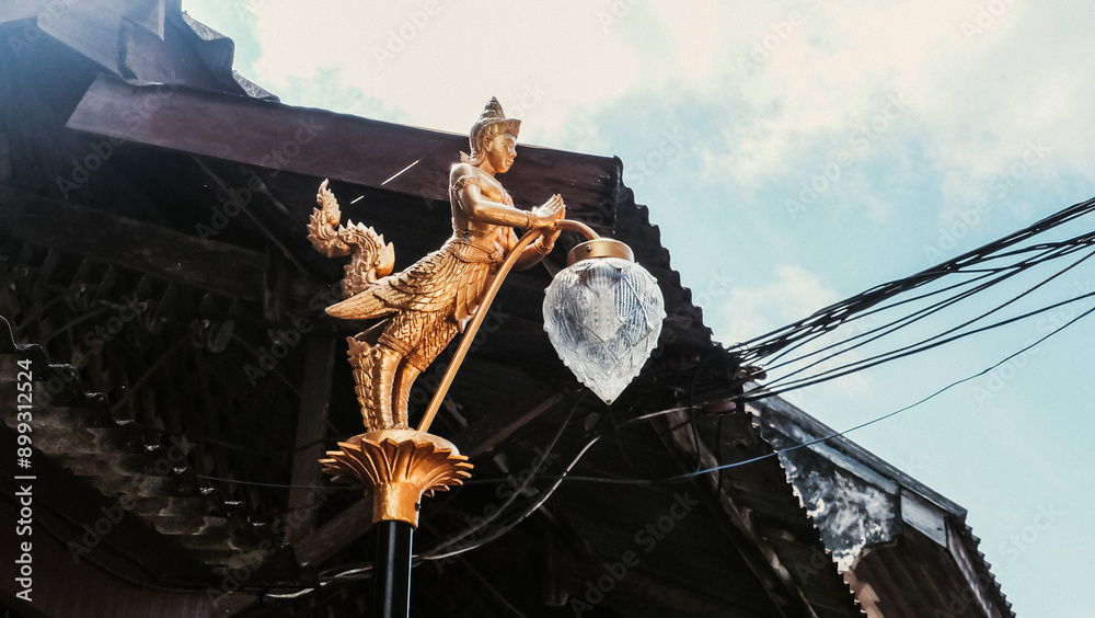Thai art style garden light pole. Photos of light poles That has a Thai ...