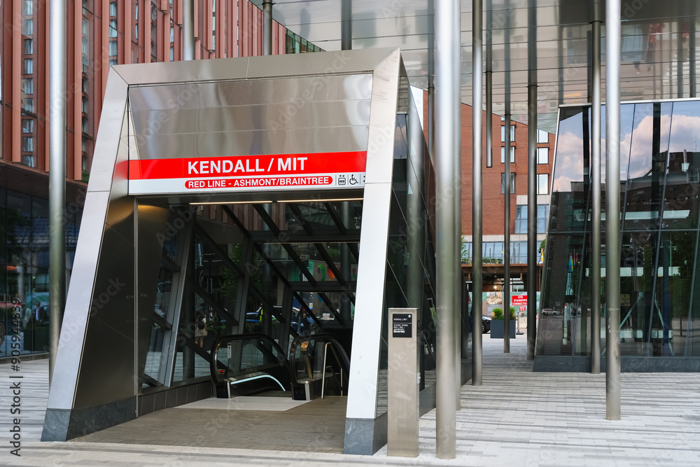 Cambridge, USA - 26 July 2024. Kendall-MIT red line station inbound ...