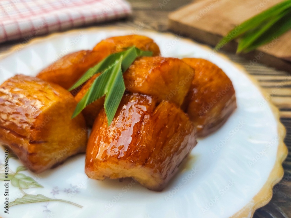 Boiled Cassava with Palm Sugar, is a traditional Indonesian dessert ...