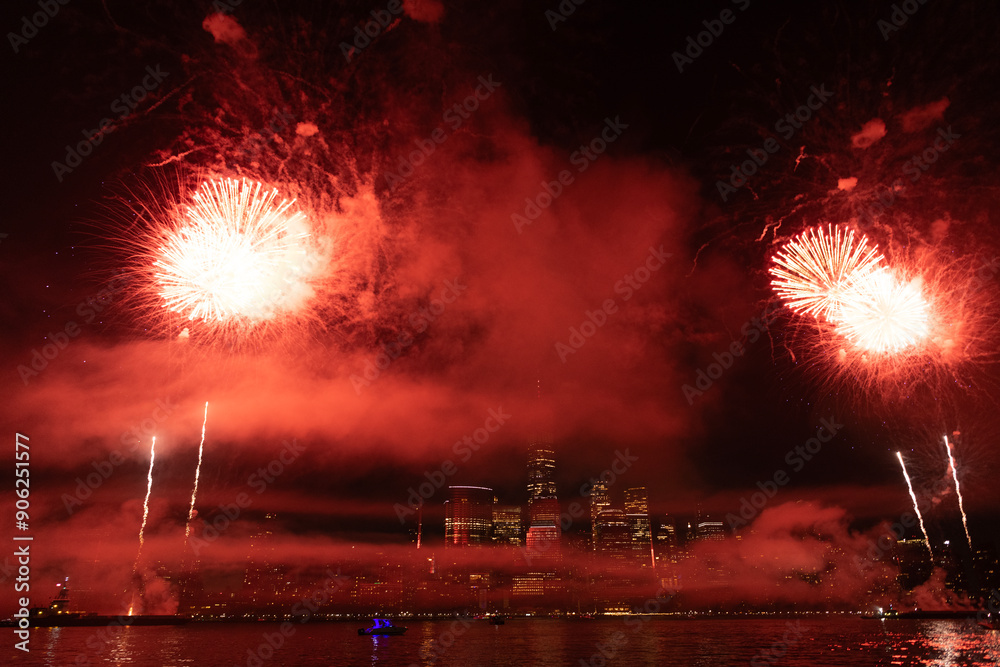 New York Manhattan fireworks. New York Fireworks over Manhattan. New ...
