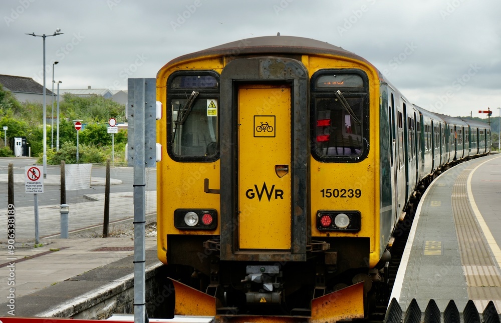Class 150-2 GWR 150239 train at St Erth station. Built 1986-7. St Erth ...