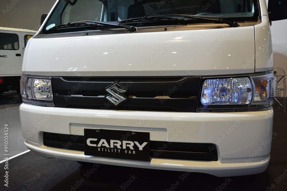 Suzuki carry utility van at Philippine commercial vehicle show in Pasay ...