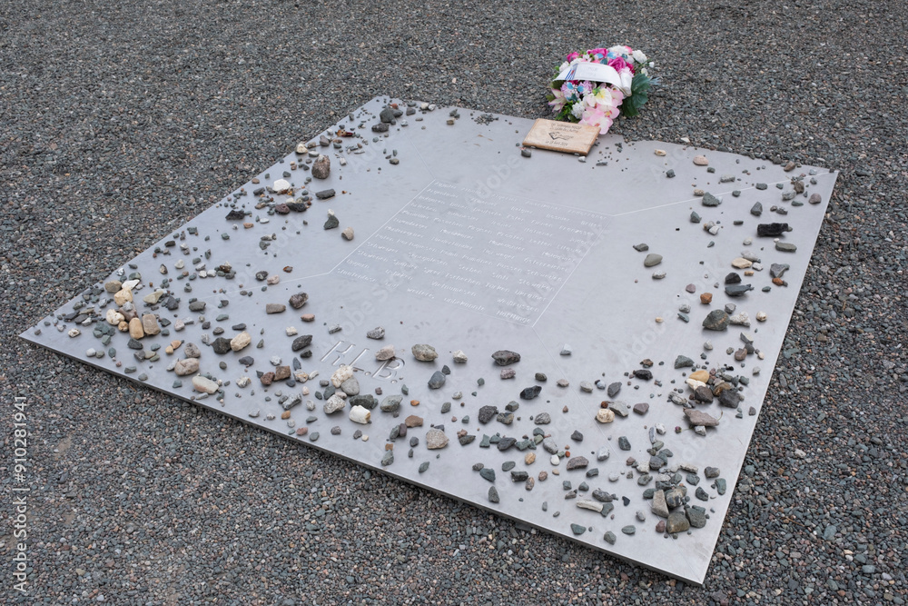 Memorial plate for all prisoners of the Buchenwald concentration camp ...