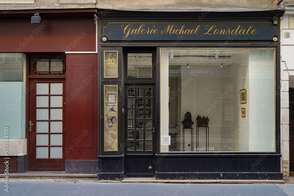 Paris France 07 07 2024 : typical boutique storefront from Paris ...