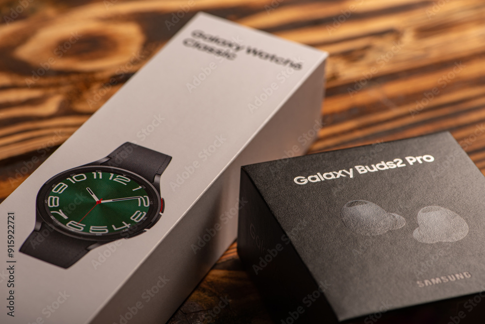 Samsung Galaxy Watch6 Classic and Galaxy Buds2 Pro smartwatch In the ...