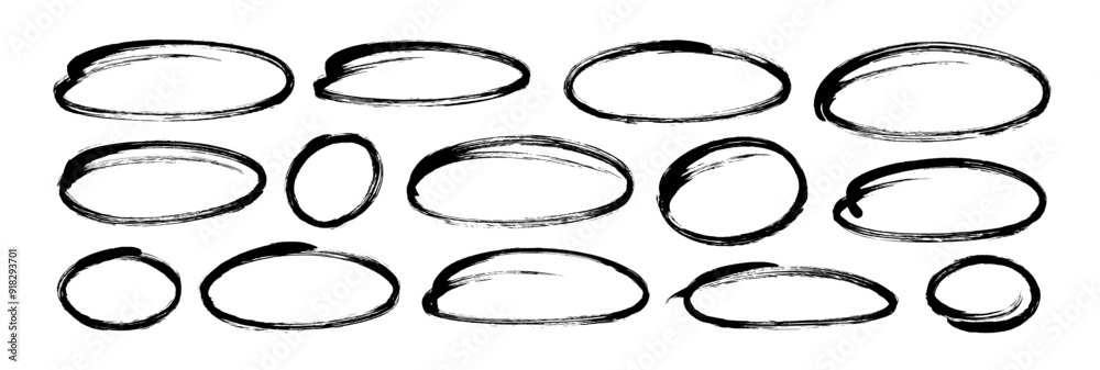 Hand drawn ovals, circles and ellipses collection. Highlight oval ...