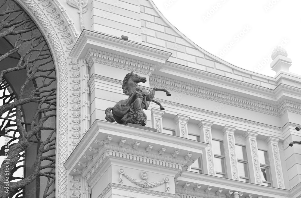 facade element new architecture, Corinthian order, fluted columns ...