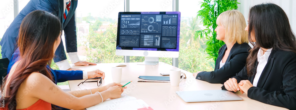Business data dashboard provide business intelligence analytic for ...