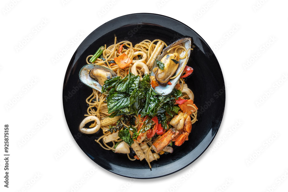 Thai Drunken Spaghetti (Spaghetti Kee Mao) with shrimp, squid and clams ...