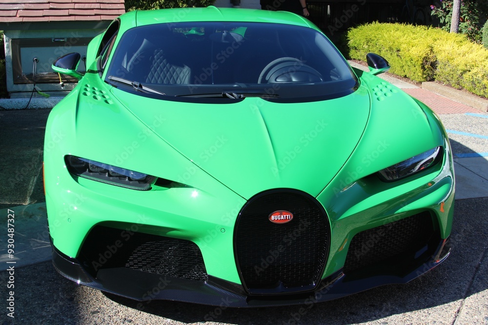 Green Bugatti Chiron Super Sport / Pebble Beach, California 2024 ...