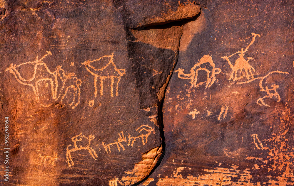 Ancient Camel Petroglyphs, Wadi Rum, Valley of the Moon, Jordan ...