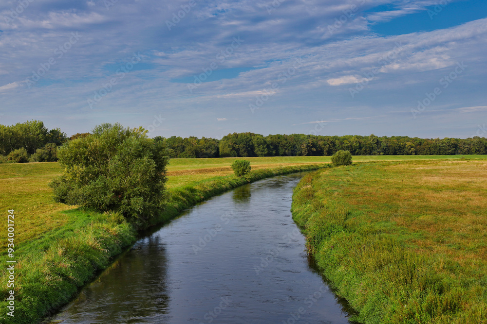 Impressionen am Radweg zwischen Schkeuditz und Raßnitz, Fluss Weiße ...
