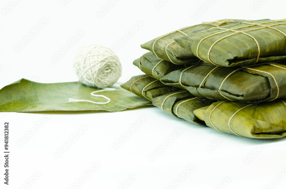 Hallacas venezolanas, rollo de pabilo y hoja de plátano con fondo ...