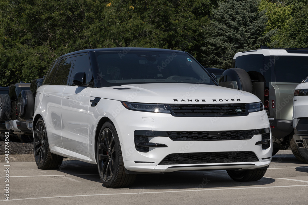 Land Rover Range Rover Sport Dynamic SE display. Land Rover offers the ...