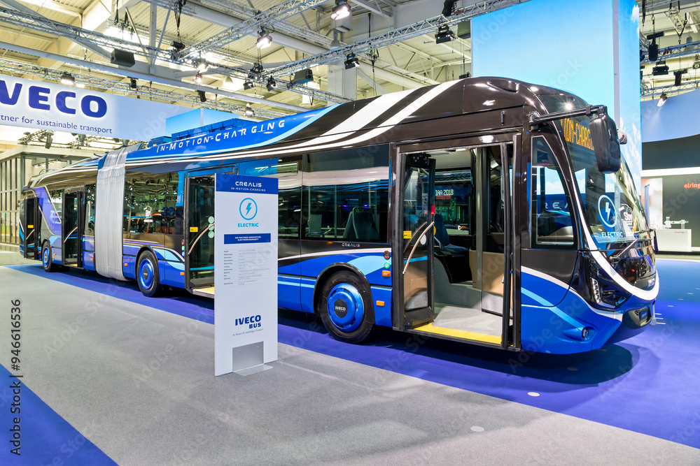 Iveco Crealis electric, in-motion charging, city bus at the Hannover ...