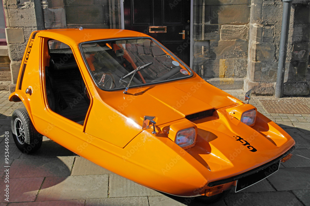 The Bond Bug is a vintage British three-wheeled car. built by the ...