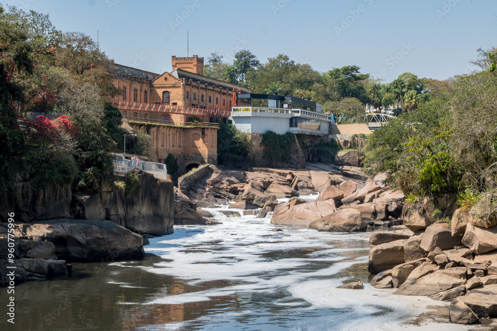 Complexo Turístico da Cachoeira- Beleza Natural e História em Salto-SP ...