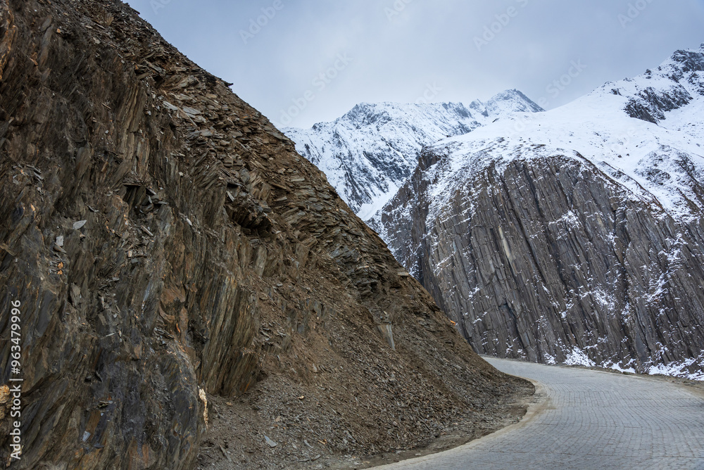 View of drass valley en-route to Zoji la pass at elevation of 3528m in ...