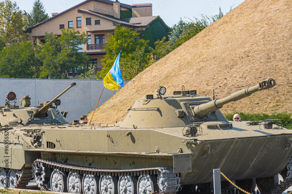Military war tank. Part of the weapon in close up. Military khaki ...
