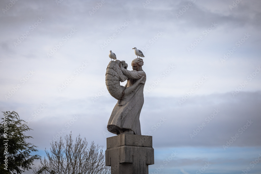 Oslo - February 11 2023: Statues in the famous Vigeland Park in Oslo ...