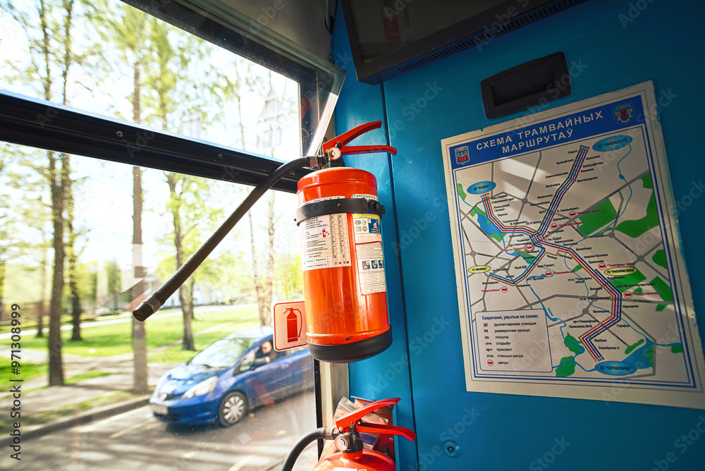 Foto de Minsk, Belarus. Apr 27, 2024. Fire extinguisher mounted on city ...