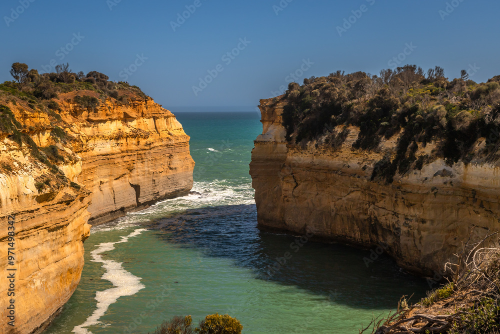 Exposure of the Loch Ard Gorge part of the 12 Apostles attraction, one ...