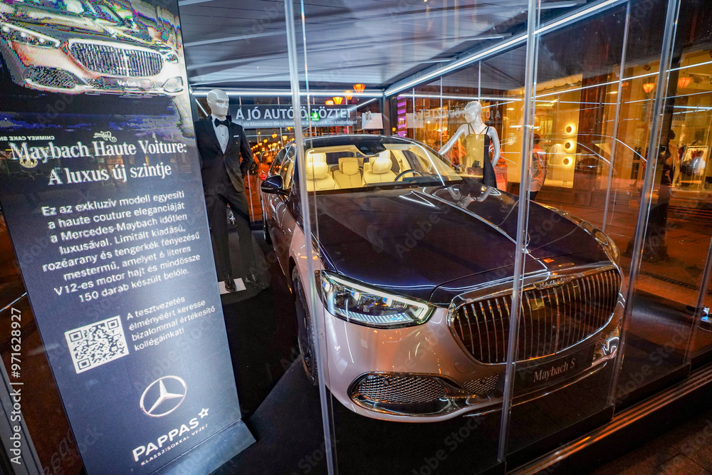 budapest, hubgary , Mercedes Maybach S on display in a vitrine Stock ...