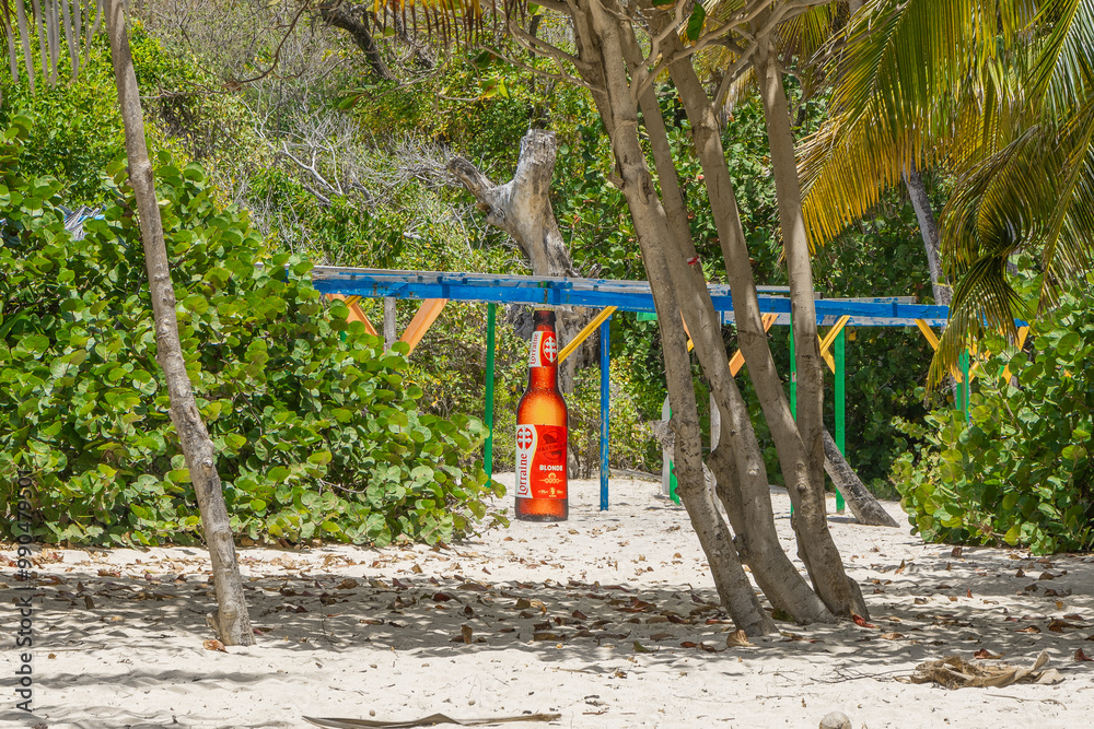 Le Marin, Martinique - 19 avril 2024 : Bouteille géante de marque ...