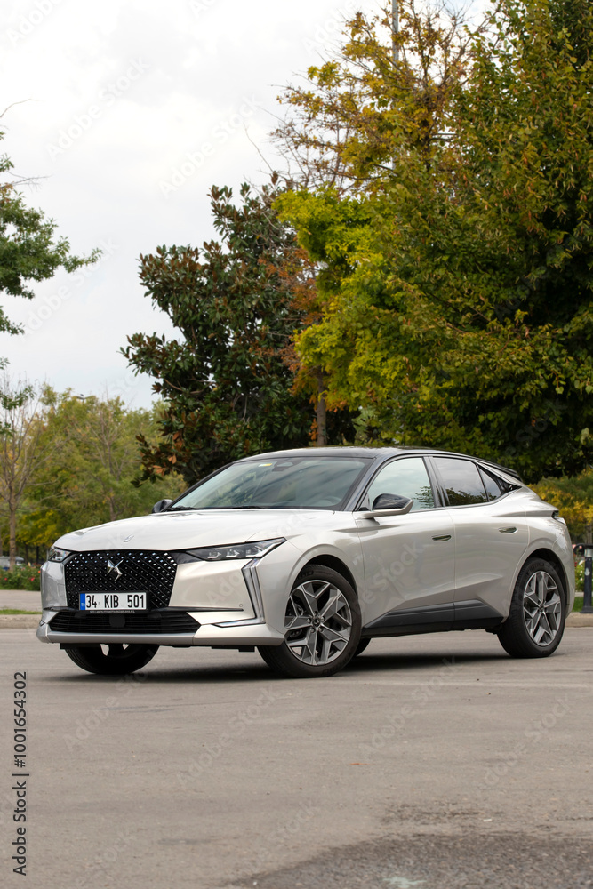 DS 4 is a premium compact hatchback in the luxury car segment. Stock ...