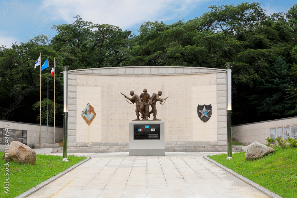 Korean War French Veterans Memorial, Suwon-si, Gyeonggi-do, South Korea ...