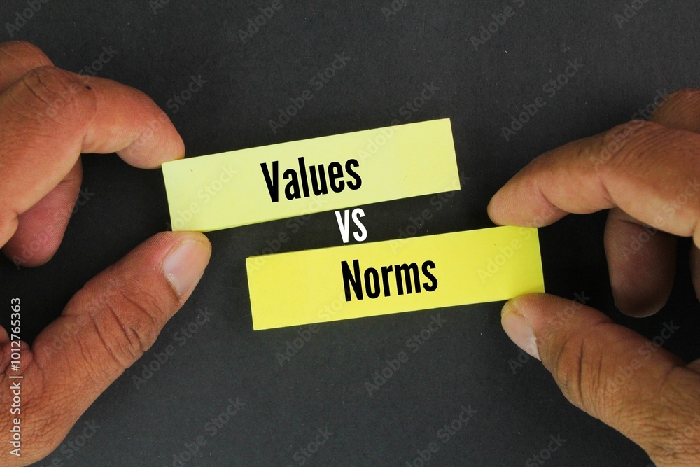 kertas berwarna dengan perkataan values vs norms. Values are important ...