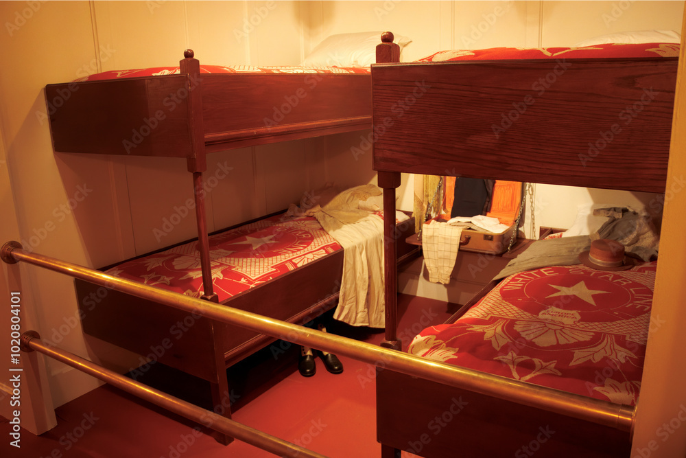 Titanic: The Artefact Exhibition. Third Class Cabin with bunk beds ...