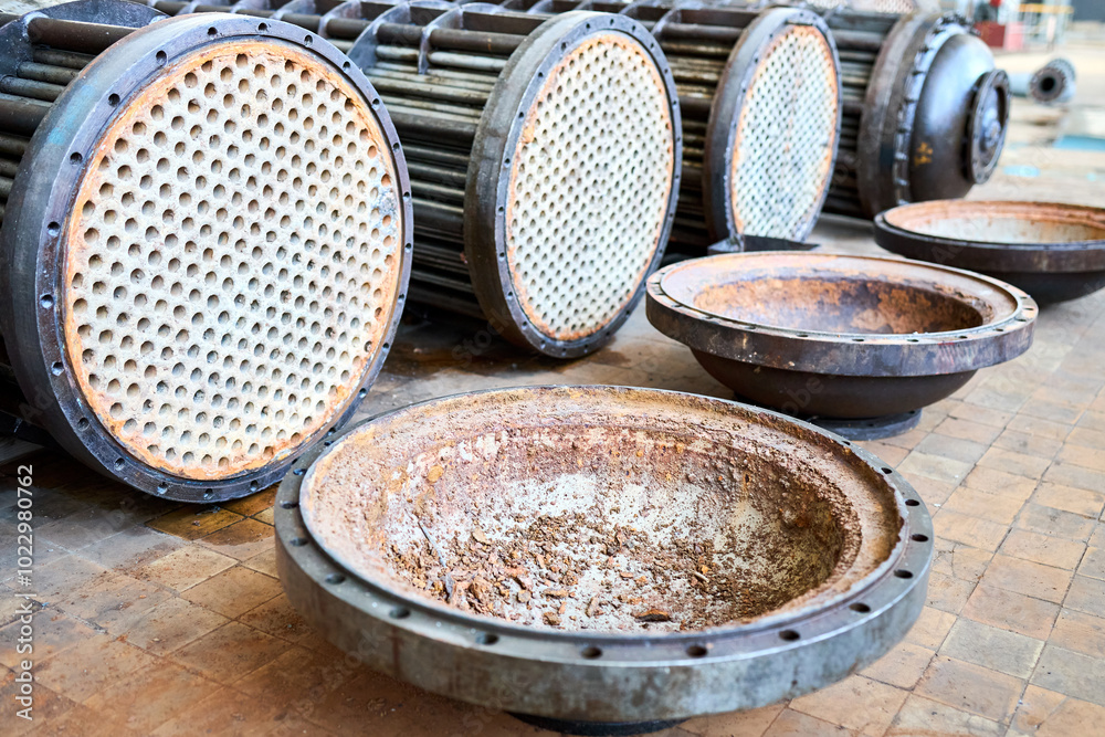 Corrosion, refinery heat exchangers chiller tubes with flange system ...