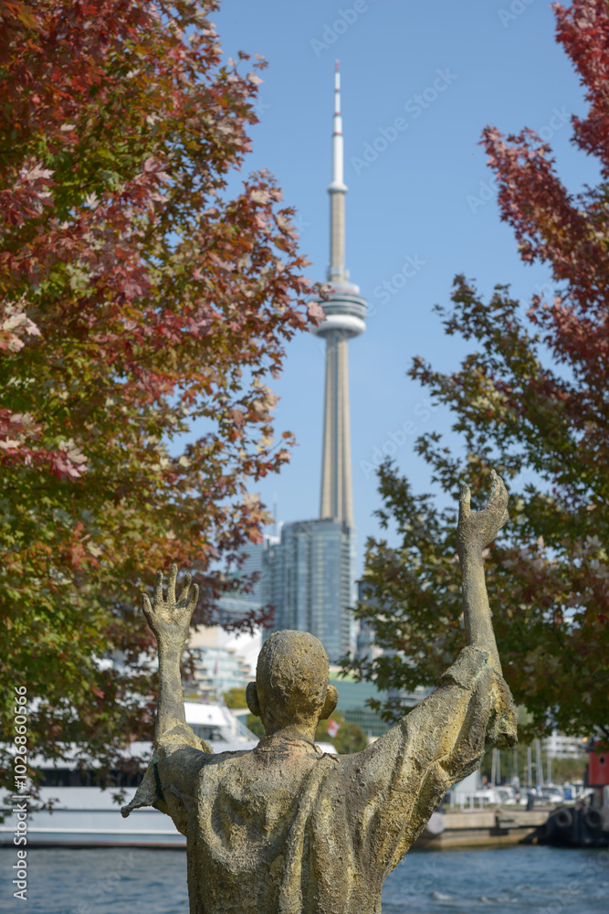 bronze male figure by Rowan Gillespie at Ireland Park (designed by ...