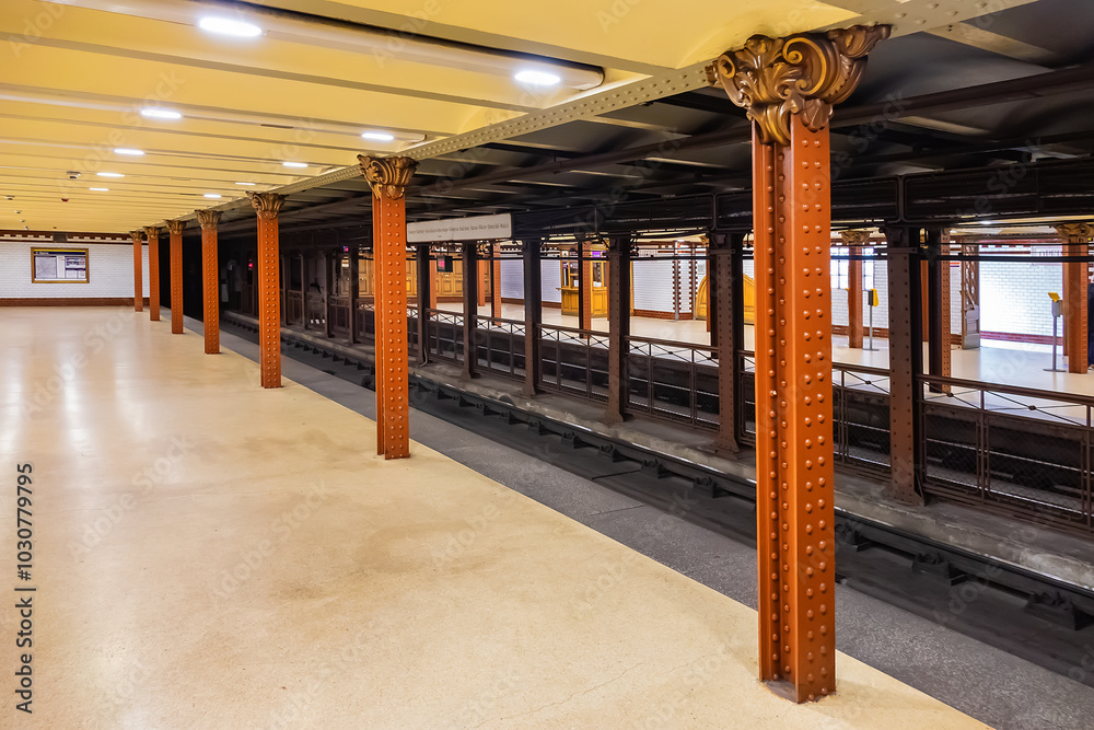 Interior of metro station Opera of Yellow M1 (Millennium Underground ...