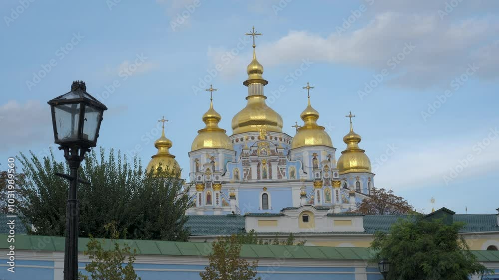 Visit the iconic St. Michaels Golden-Domed Monastery in Kiev, Ukraine ...