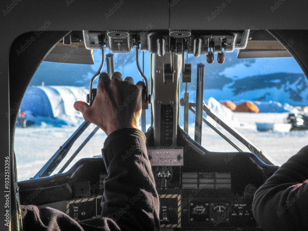 The rare cockpit window view landing a twin-engine plane at Patriot ...