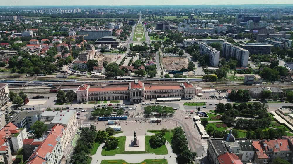Lenuci Horseshoe. Green zone of Zagreb historic city center aerial view ...