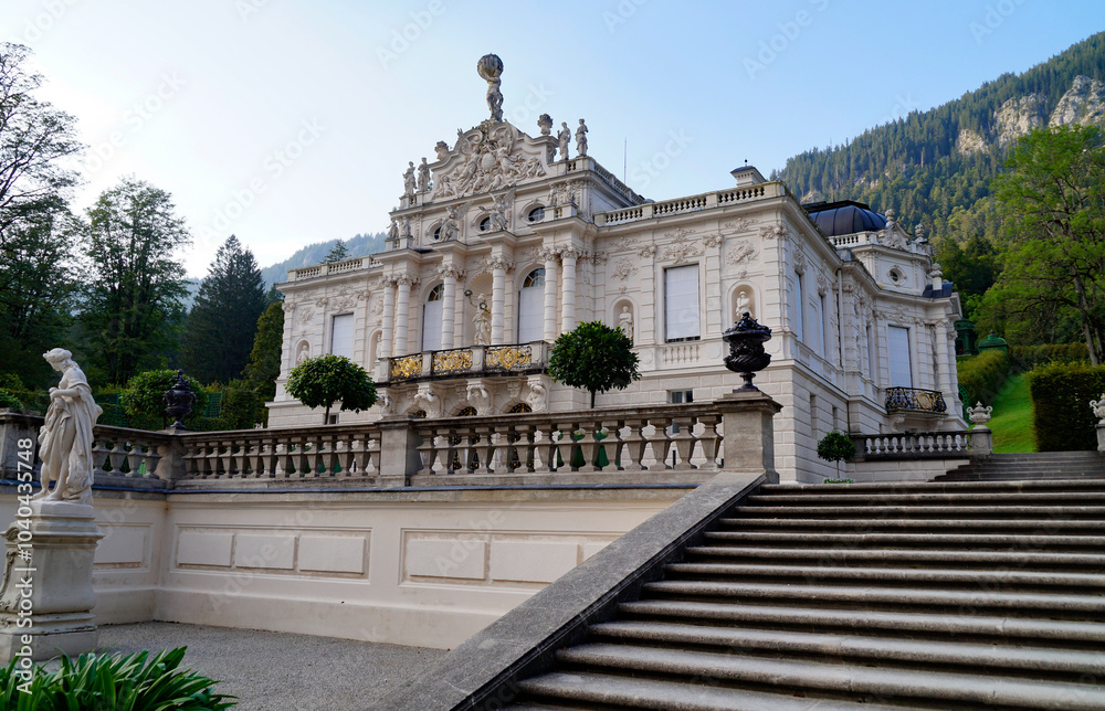 breathtaking Rococo castle Linderhof built by the Bavarian king Ludwig ...