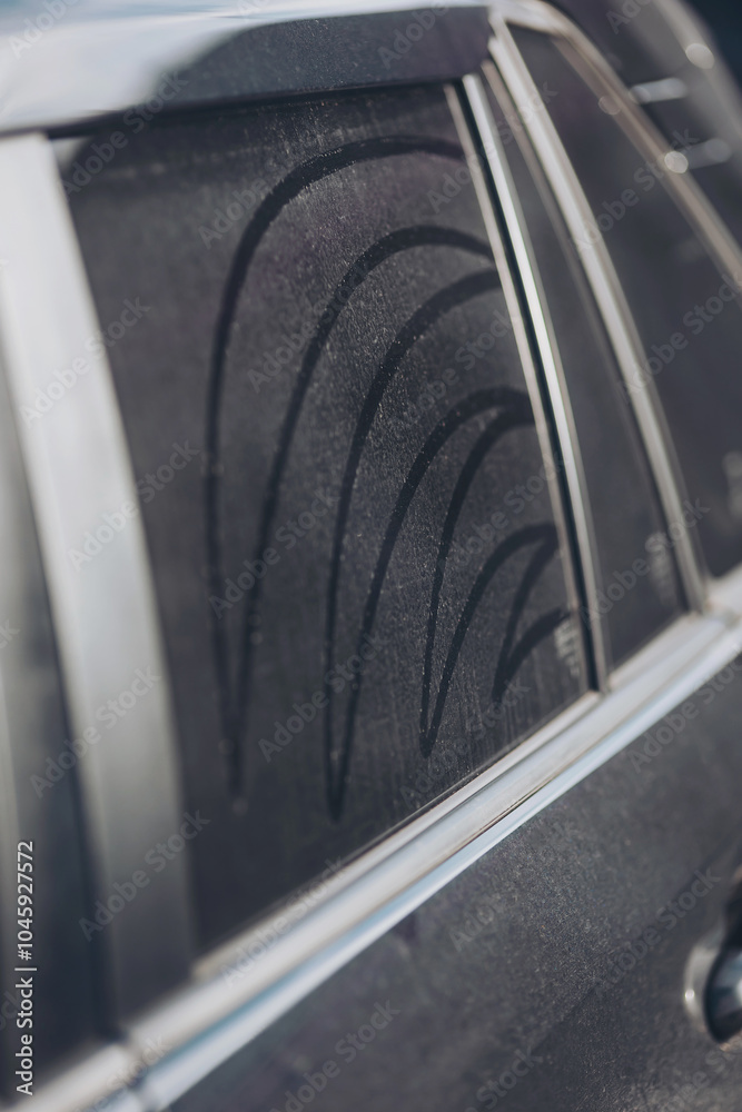 car window Car dust is not cleaned, there are thick dust stains. Ideas ...