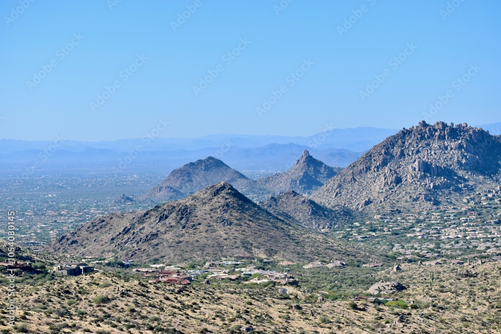 Hiking trail to Tom's Thumb - in Arizona - Serene and quiet sunrise ...