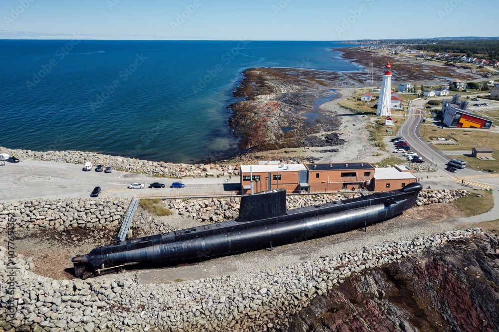 The HMCS Onondaga (S73) Submarine on display,. Behind is the Lieu ...