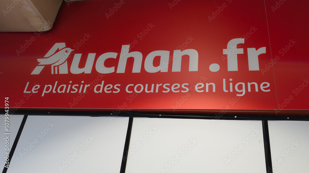 Auchan drive supermarket hypermarket logo sign brand store shop auchan ...