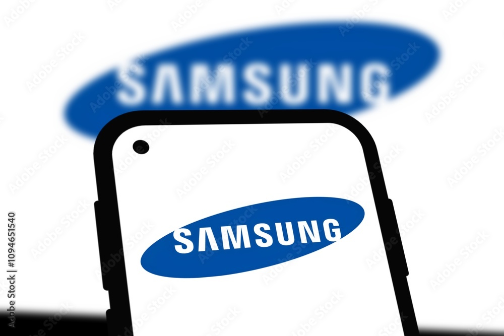 Samsung logo is displayed on smartphone. Samsung logo, logo, mobile ...