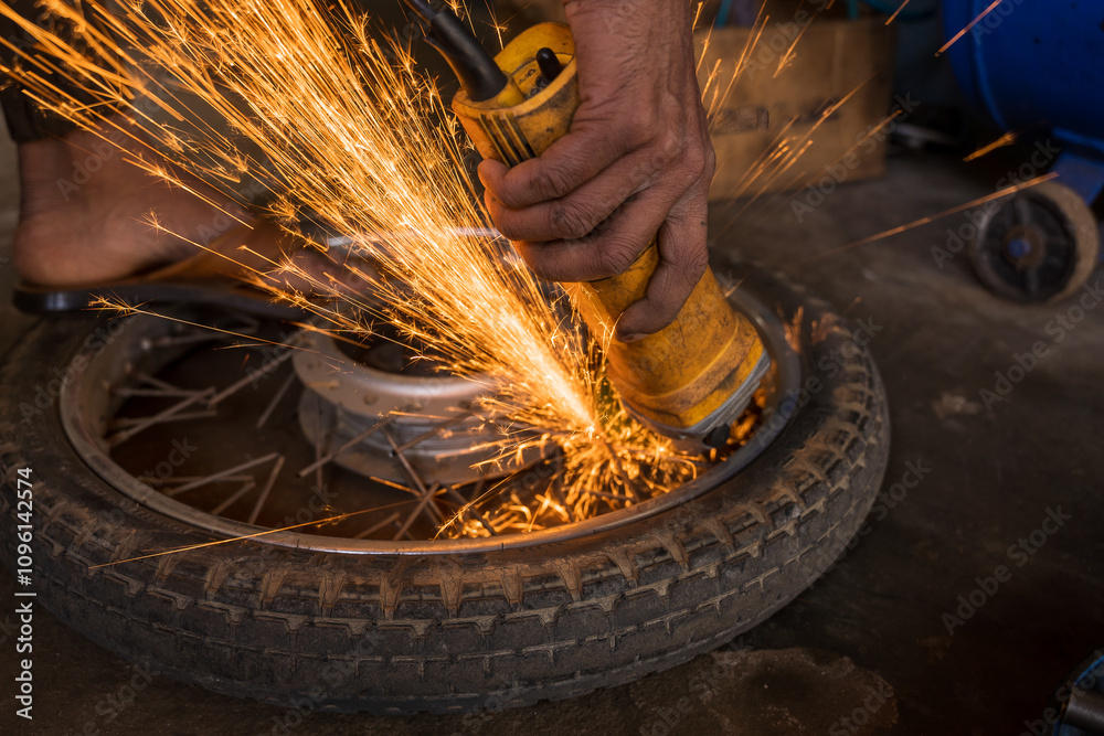 cutting iron with wheels metal cutting saw electric tool, grinding ...