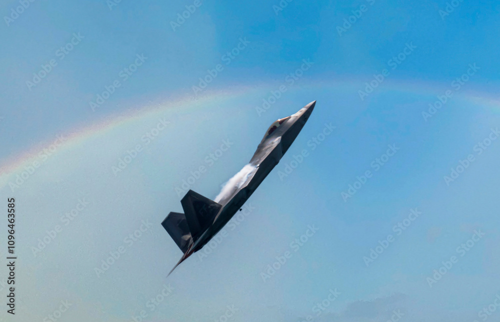 F-35 Lightning II Fighter Jet Flying under a rainbow ภาพถ่ายสต็อก ...